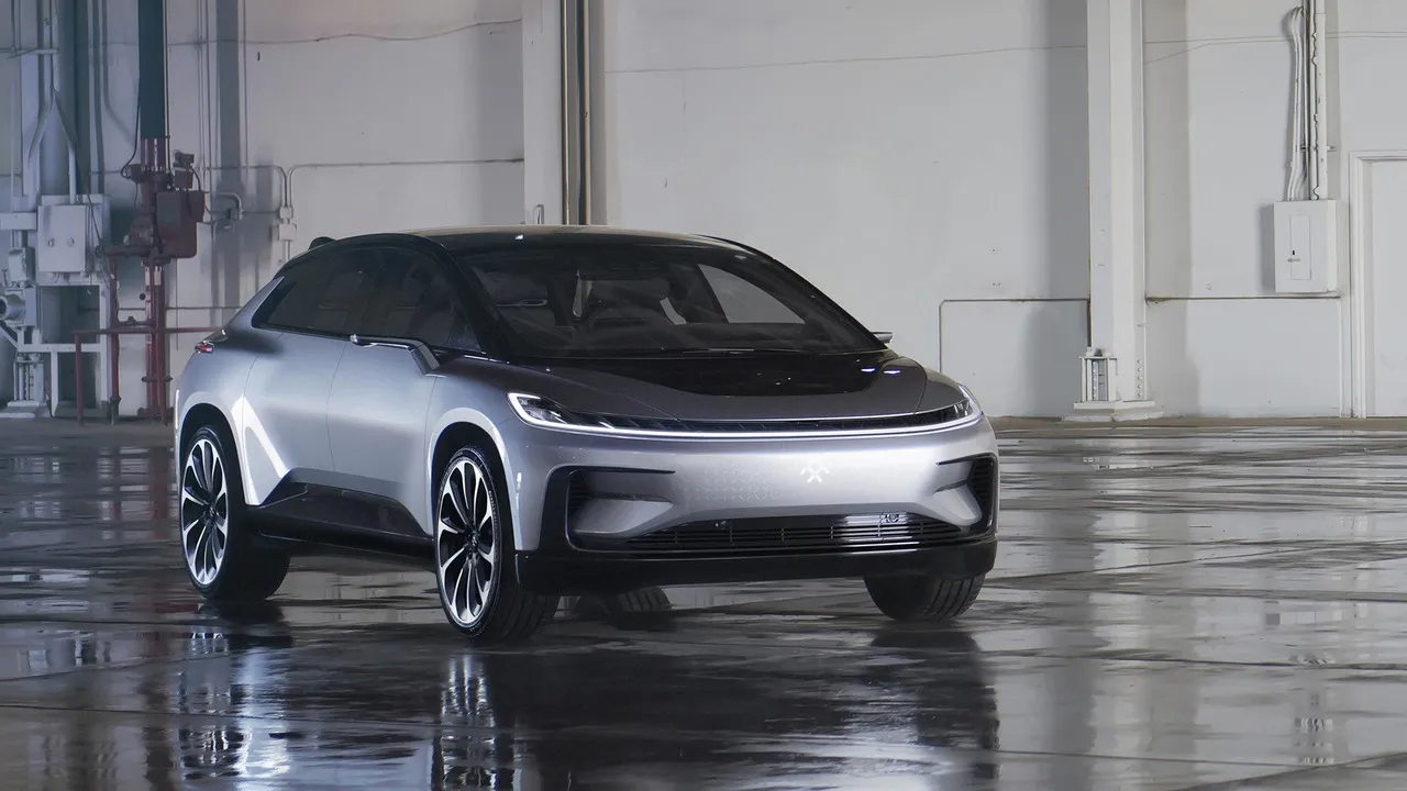 1050-сильный электрокроссовер Faraday Future FF 91 неожиданно воскрес