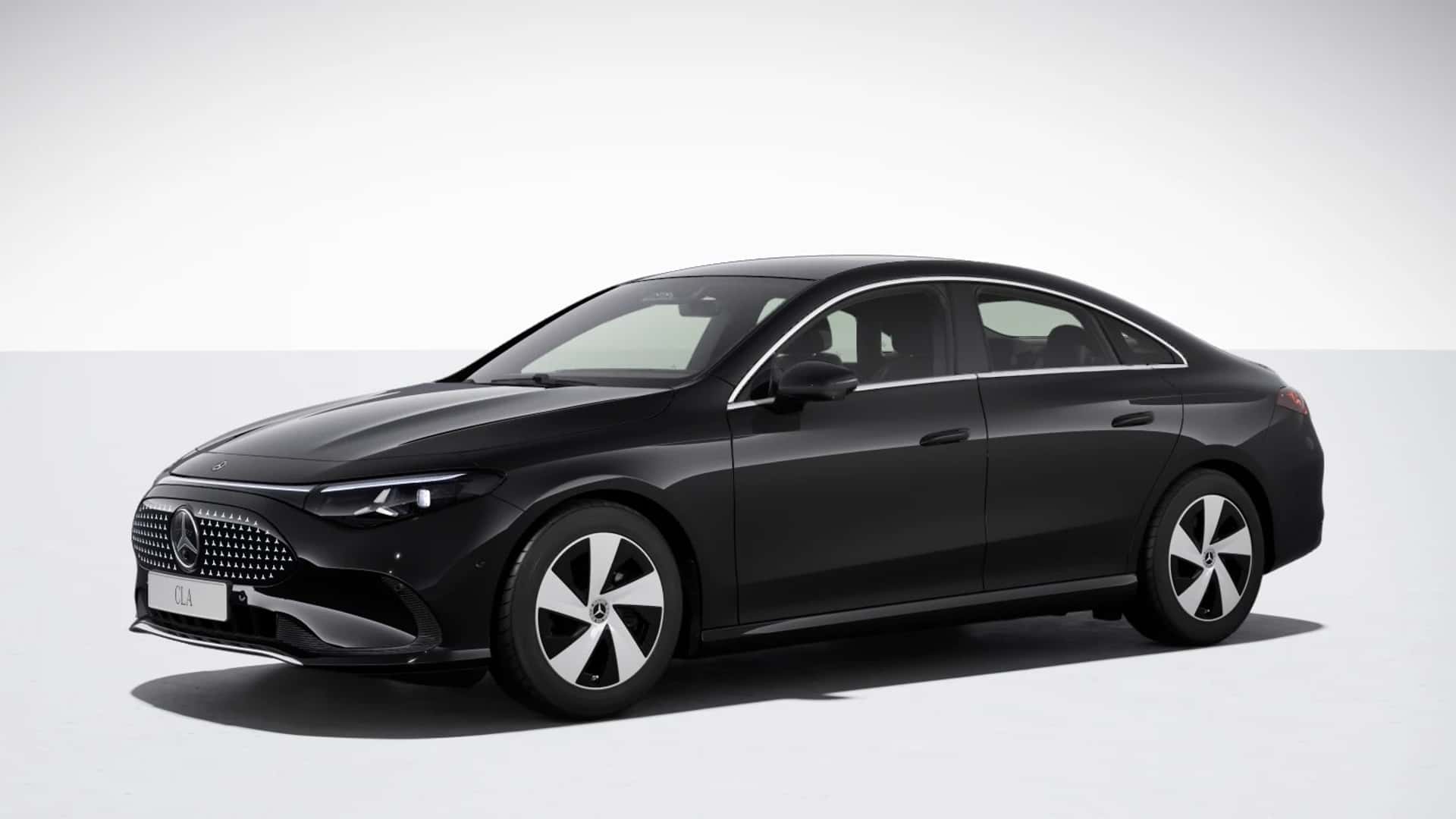 Як виглядає найдешевший електроседан Mercedes-Benz CLA EQ (фото)