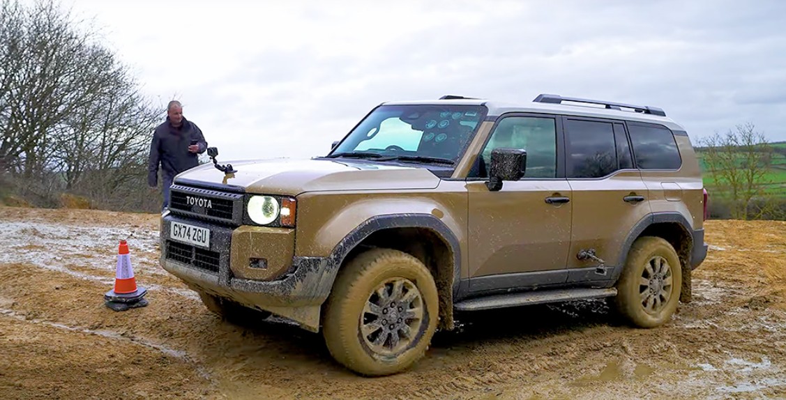 Toyota LC Prado 250 та Duster 2025 порівняли на бездоріжжі (відео)