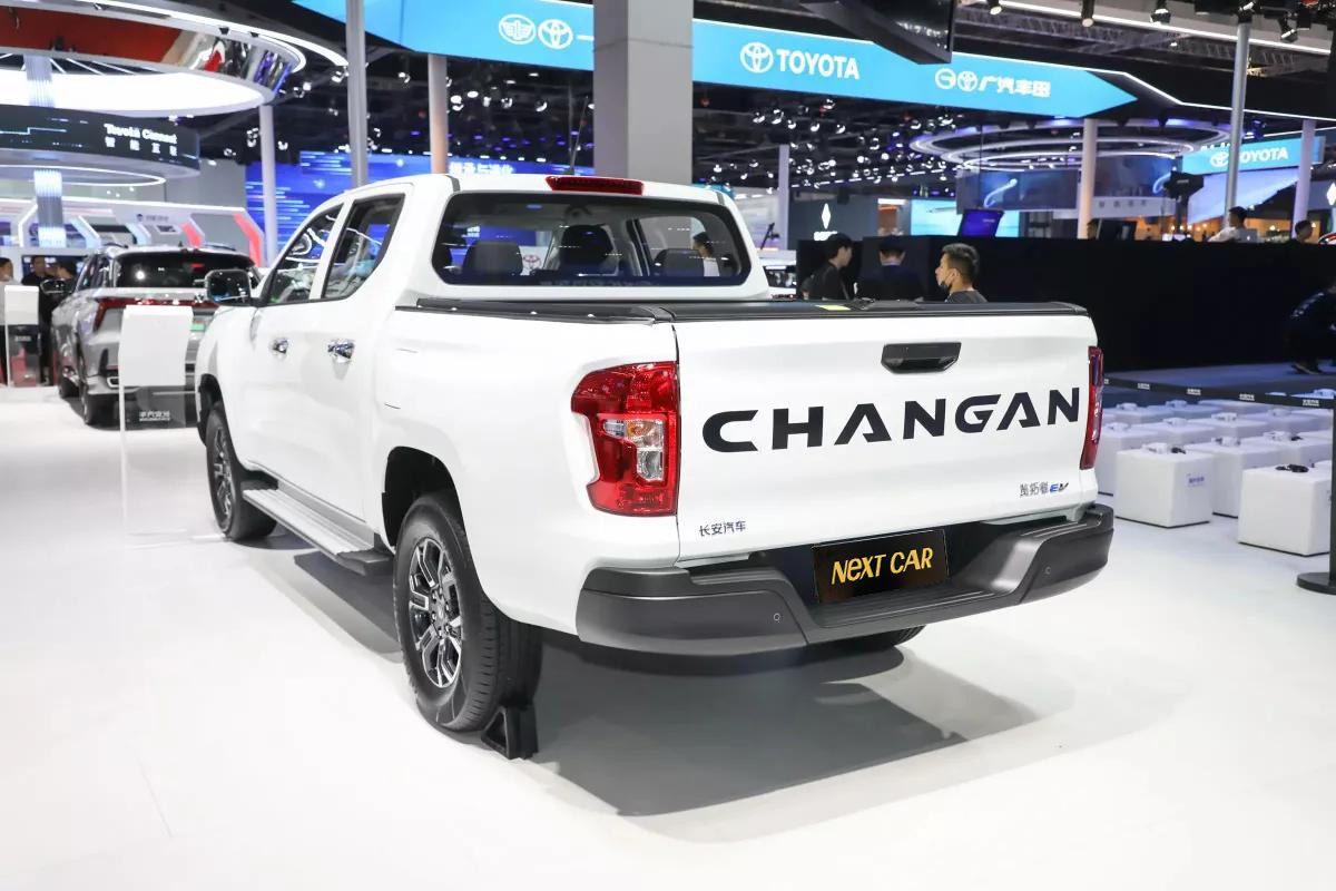 Придбати Changan Explorer EV 65.2 kWh 405KM RWD Elite 2025 CN в Києві - Nextcar