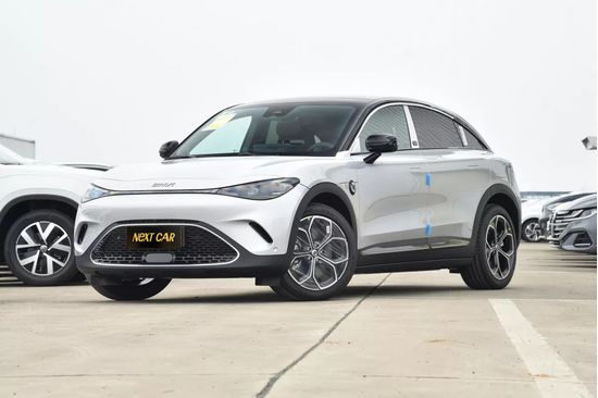 Придбати Smart Elf №3 Pulse 66.0 kWh AWD Premium HUD-ACC 2024 CN в ...