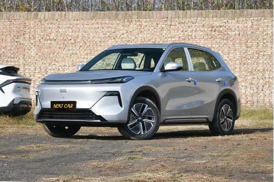 Придбати Geely Starship 7 EM-i PHEV 19.1 kWh 120KM 1.5i 3DHT FWD Plus ...