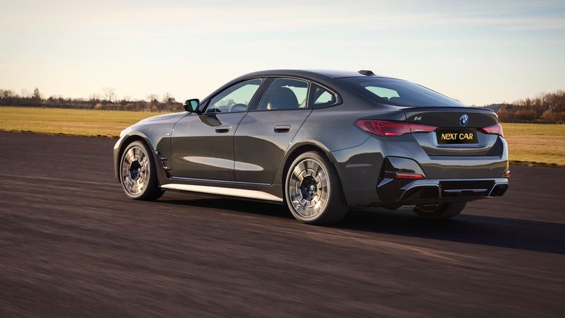 Придбати BMW i4 xDrive40 83.9 kWh 490KM AWD M-Sport 2026 EU в Києві ...