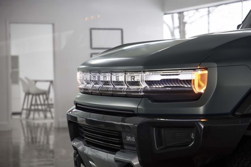Купить GMC Hummer EV3X SUV 205kWh AWD Edition 1 2023 в Киеве - Nextcar