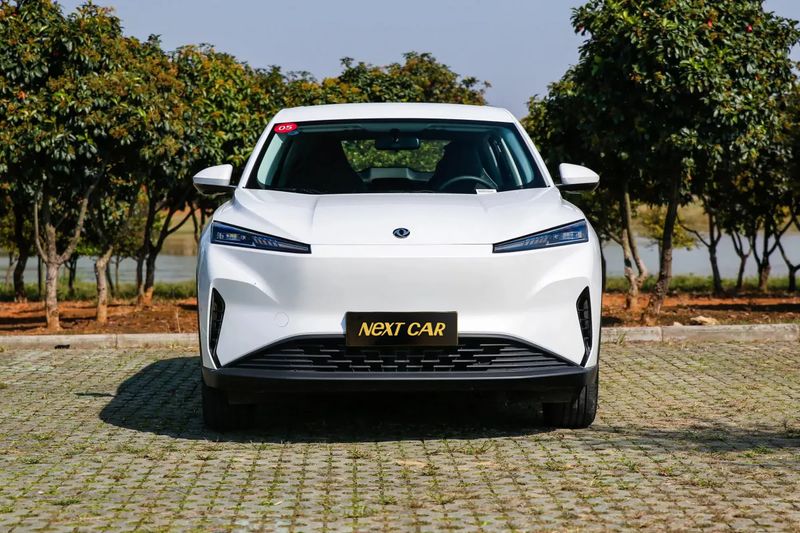 Придбати DongFeng SKY EV01 445KM 50.8kWh FWD PRO 2024 CN в Києві - Nextcar