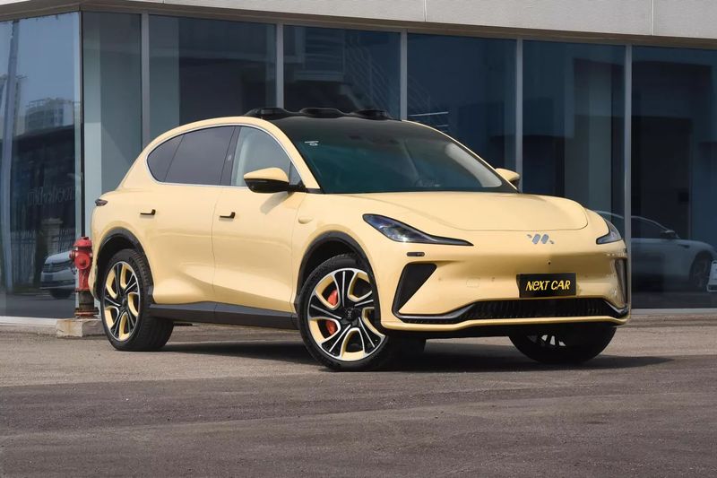 Придбати Zhiji IM LS7 Max 100.0 kWh Pro AWD Luxe 2024 CN в Києві - Nextcar