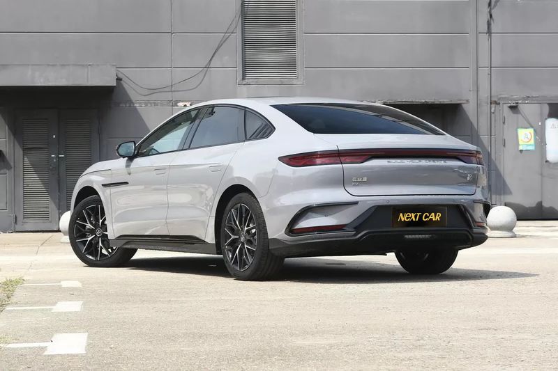 Купить BYD Han EV 85.4 kWh LFP 700km FWD LiDAR Intelligent 2025 CN в Киеве - Nextcar