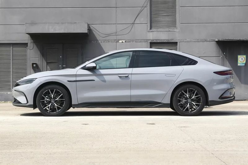 Купить BYD Han EV 85.4 kWh LFP 700km FWD LiDAR Intelligent 2025 CN в Киеве - Nextcar