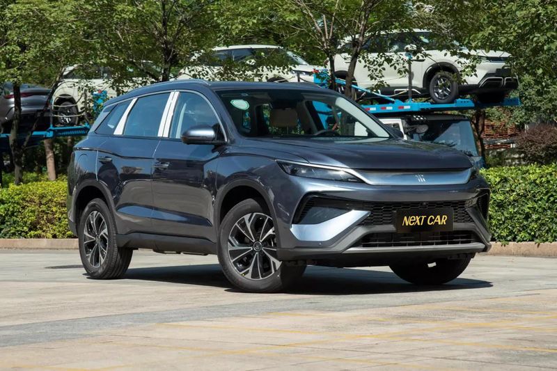 Купить BYD Song Pro DM-i PHEV 18.3 kWh 1.5i CVT 1350KM FWD 2025 ...