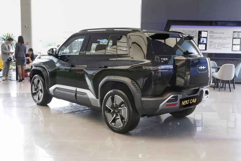 Купить BYD Leopard 3 EV Max 78.7 kWh 500KM 4WD Drone 2025 CN в Киеве ...
