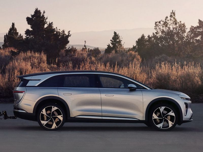 Придбати Lucid Gravity EV 118.0 kWh Tri Motor AWD Performance 2025 USA ...